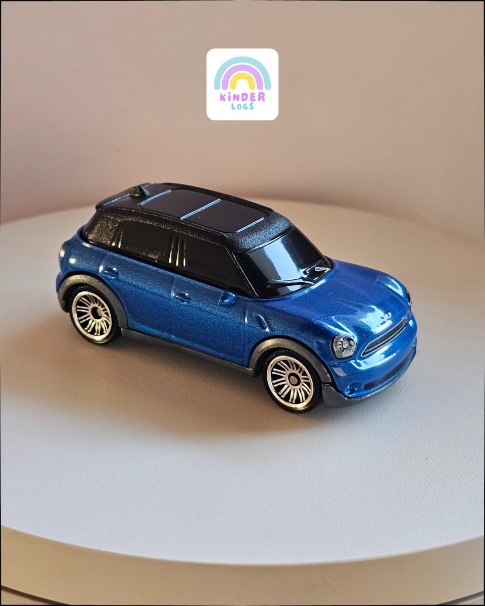 Matchbox 2011 Mini Countryman (Uncarded) | Kinder Logs